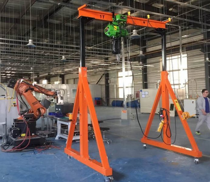 Hand Push Mini Mobile Gantry Crane - SEVENCRANE-Henan Seven Industry Co., Ltd.